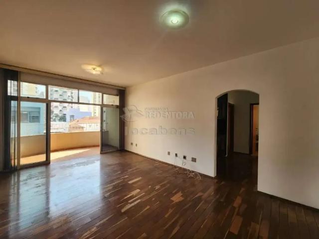 Apartamento para Venda em São José do Rio Preto/SP Centro 3 Quartos