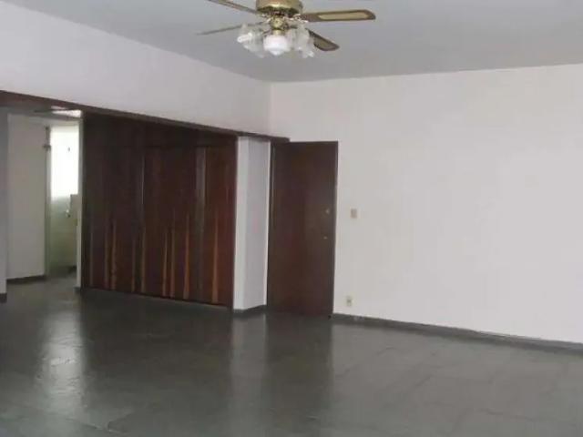 Apartamento para Venda em São José do Rio Preto/SP Centro 3 Quartos