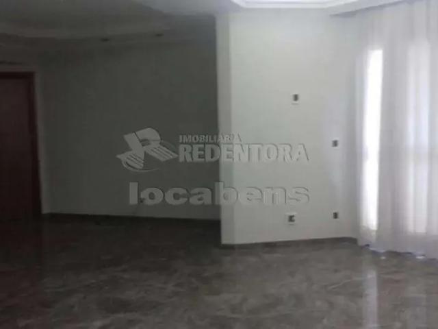 Apartamento para Venda em São José do Rio Preto/SP Centro 3 Quartos