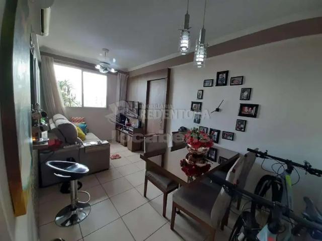 Apartamento para Venda em São José do Rio Preto/SP Jardim Urano 2 Quartos