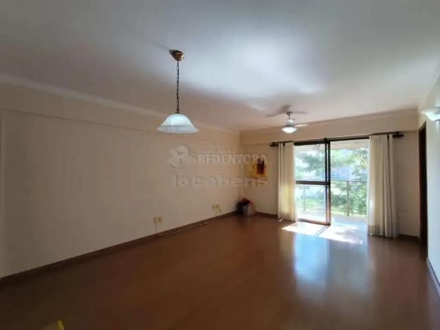 Apartamento para Venda em São José do Rio Preto/SP Vila Sinibaldi 3 Quartos