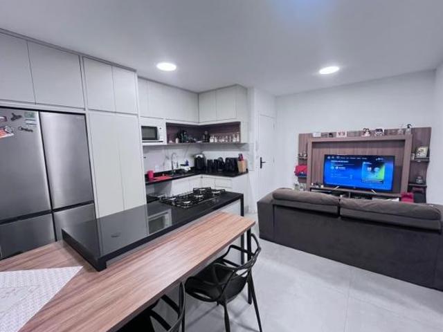Apartamento para Venda em São José dos Campos, Vila Industrial, 3 dormitórios, 1 suíte, 2 banheiros