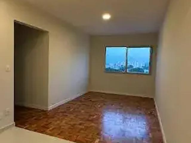 Apartamento para Venda em São José dos Campos/SP Vila Adyana 2 Quartos