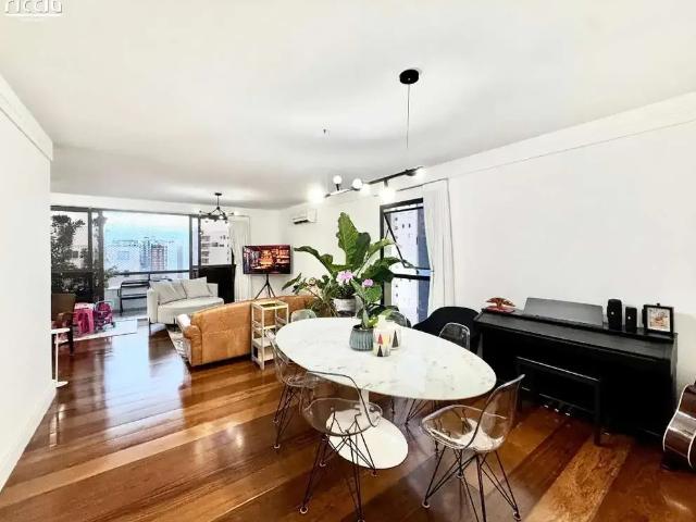 Apartamento para Venda em São José dos Campos/SP Vila Adyana 3 Quartos