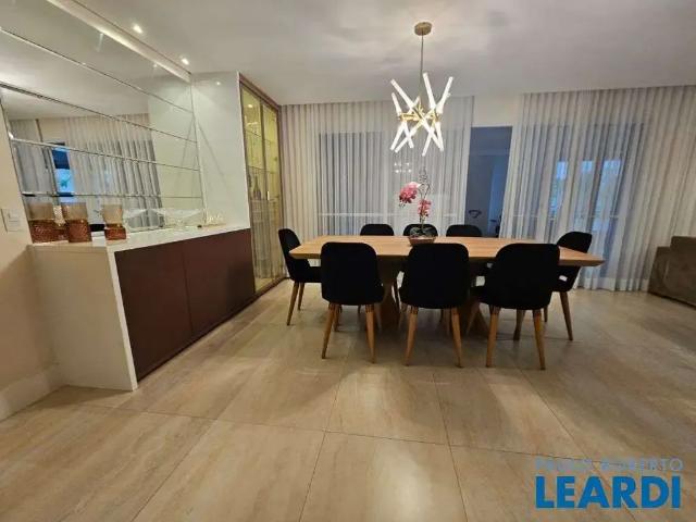 Apartamento para Venda em São José dos Campos/SP Vila Ema 3 Quartos