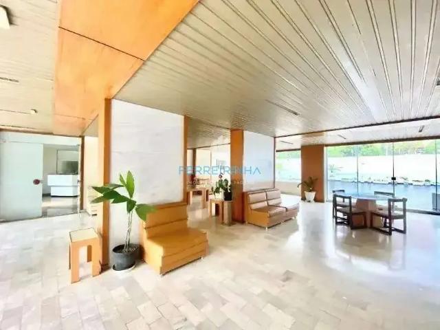 Apartamento para Venda em São José dos Campos/SP Centro 4 Quartos