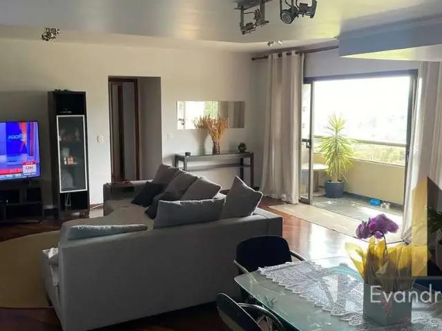 Apartamento para Venda em São José dos Campos/SP Centro 4 Quartos