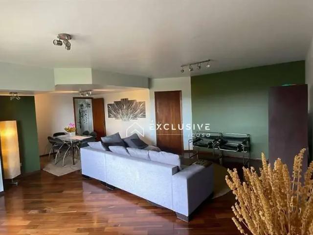 Apartamento para Venda em São José dos Campos/SP Centro 4 Quartos