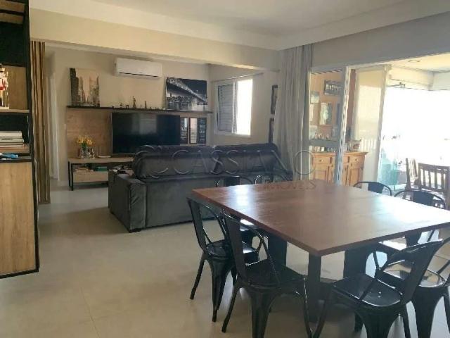 Apartamento para Venda em São José dos Campos/SP Jardim das Indústrias 3 Quartos