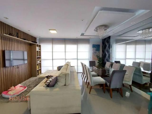 Apartamento para Venda em São José dos Campos/SP Jardim das Indústrias 4 Quartos