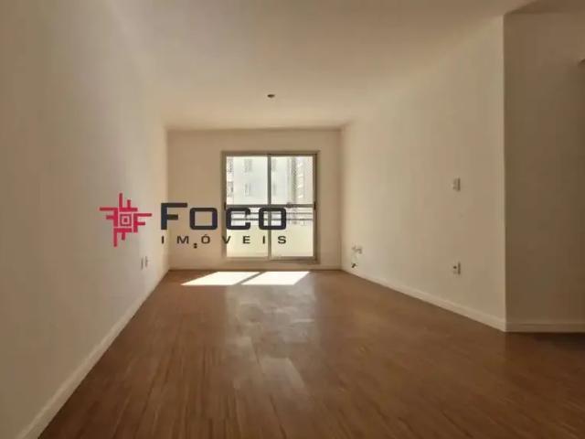 Apartamento para Venda em São José dos Campos/SP Parque Industrial 4 Quartos