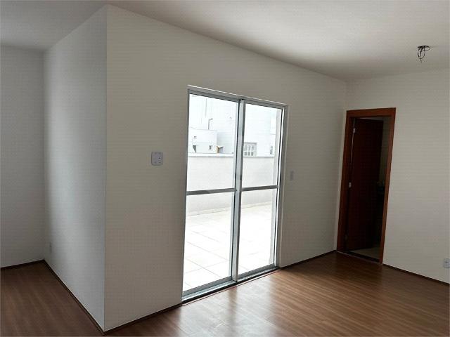 Apartamento para Venda em São José dos Campos/SP Parque Residencial Flamboyant 2 Quartos