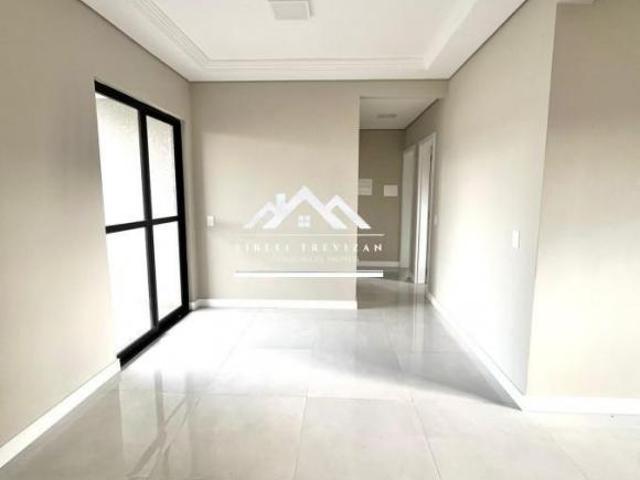 Apartamento para Venda em São José dos Pinhais, Carioca, 3 dormitórios, 1 suíte, 2 banheiros, 1 vaga
