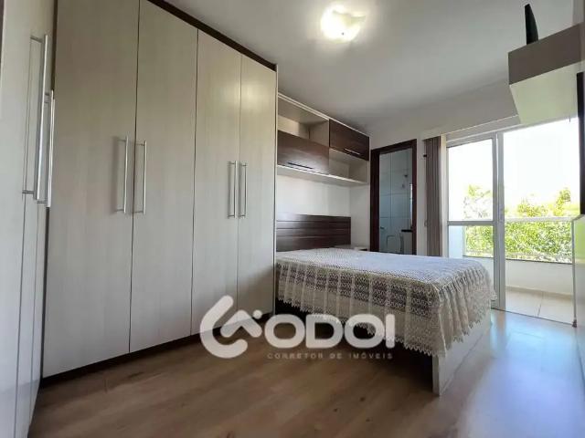 Apartamento para Venda em São José dos Pinhais/PR São Cristóvão 2 Quartos