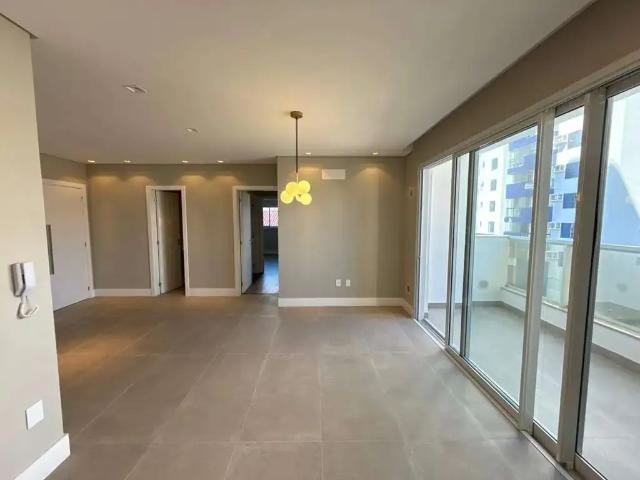 Apartamento para Venda em São José/SC Campinas 3 Quartos
