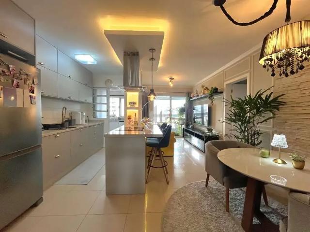 Apartamento para Venda em São José/SC Campinas 3 Quartos
