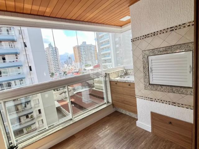 Apartamento para Venda em São José/SC Campinas 3 Quartos