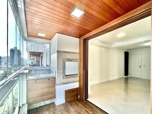 Apartamento para Venda em São José/SC Campinas 3 Quartos