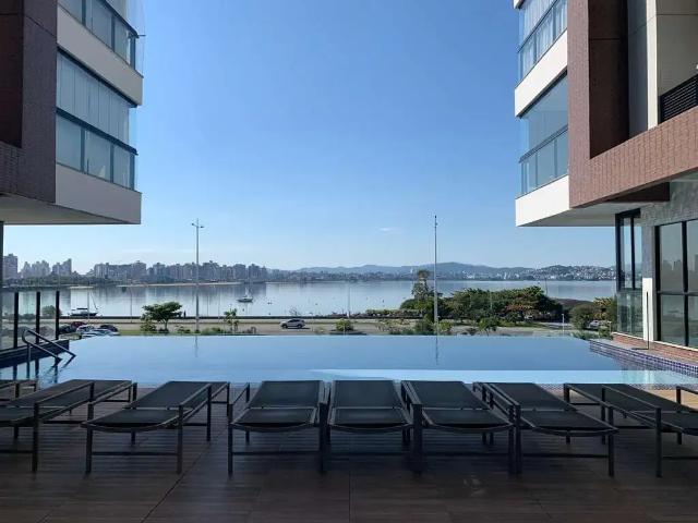 Apartamento para Venda em São José/SC Centro 2 Quartos