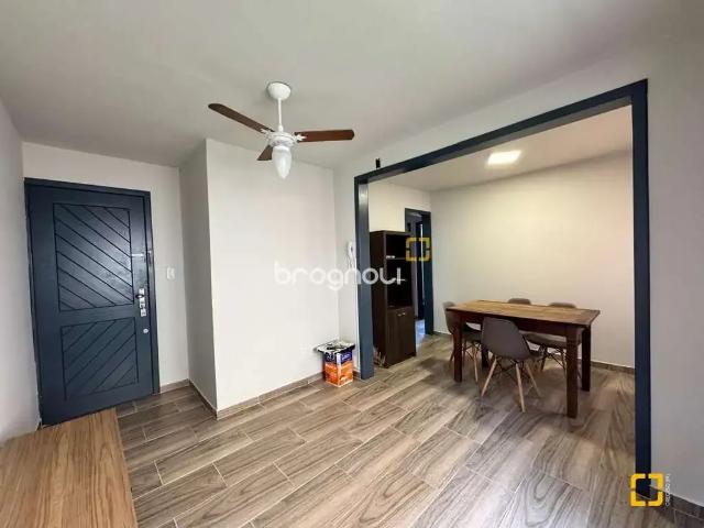 Apartamento para Venda em São José/SC Barreiros 2 Quartos