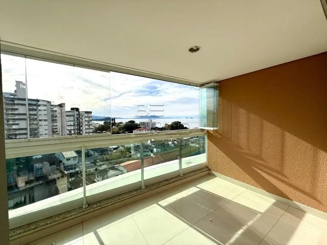 Apartamento para Venda em São José/SC Barreiros 3 Quartos