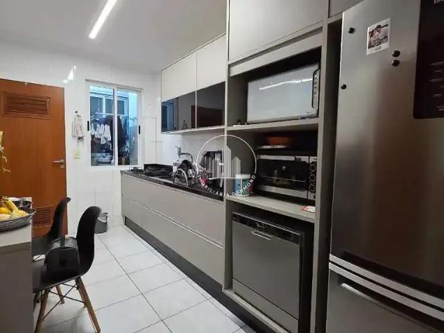 Apartamento para Venda em São José/SC Kobrasol 3 Quartos