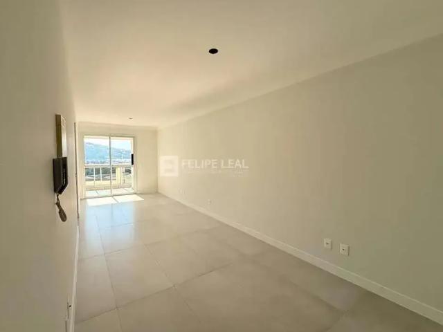 Apartamento para Venda em São José/SC Kobrasol 3 Quartos