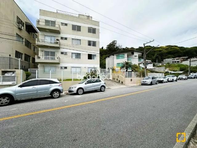 Apartamento para Venda em São José/SC Ponta de Baixo 3 Quartos