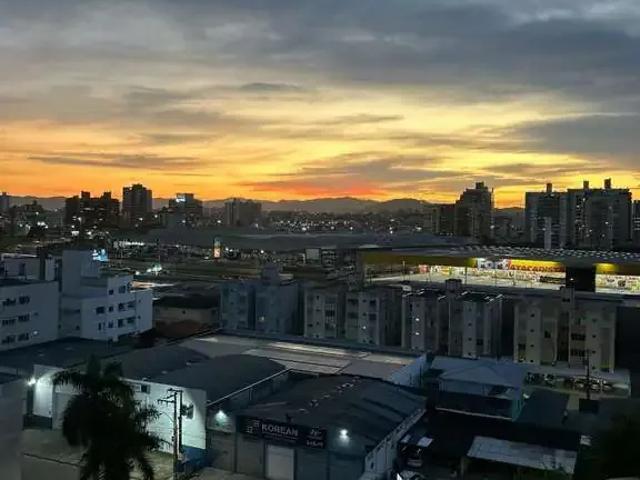 Apartamento para Venda em São José/SC Roçado 2 Quartos
