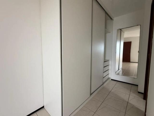 Apartamento para Venda em São Luís/MA Calhau 3 Quartos