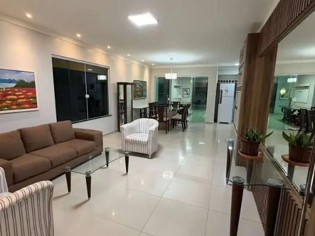 Apartamento para Venda em São Luís/MA Araçagi 5 Quartos
