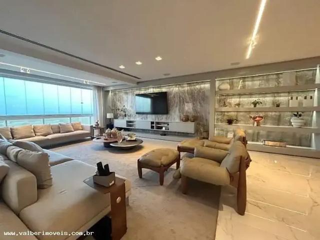 Apartamento para Venda em São Luís/MA Ponta do Farol 5 Quartos