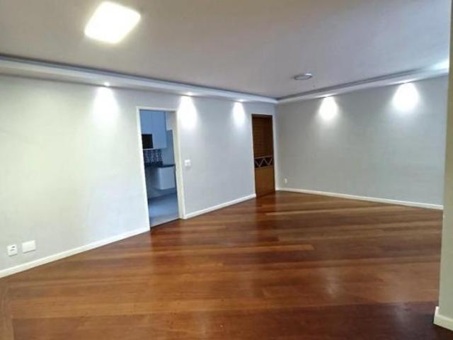 Apartamento para Venda em São Paulo, Vila Andrade, 4 dormitórios, 1 suíte, 4 banheiros, 2 vagas