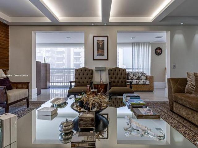 Apartamento para Venda em São Paulo, Vila Suzana, 4 dormitórios, 4 suítes, 6 banheiros, 5 vagas