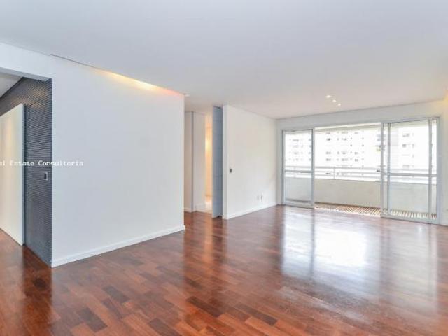 Apartamento para Venda em São Paulo, Vila Suzana, 3 dormitórios, 3 suítes, 5 banheiros, 4 vagas