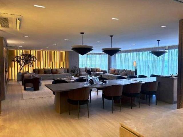 Apartamento para Venda em São Paulo, alto de Pinheiros, 4 dormitórios, 4 suítes, 5 banheiros, 4 vaga