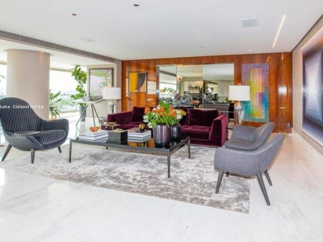 Apartamento para Venda em São Paulo, Campo Belo, 4 dormitórios, 4 suítes, 5 banheiros, 5 vagas