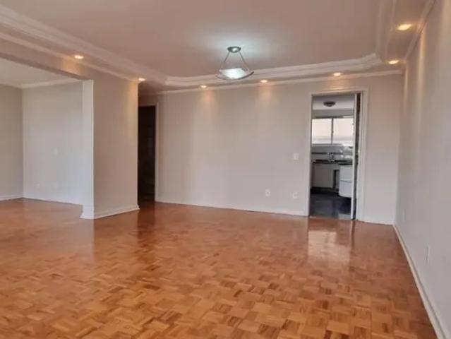 Apartamento para Venda em São Paulo, Itaim Bibi, 3 dormitórios, 1 suíte, 3 banheiros, 1 vaga