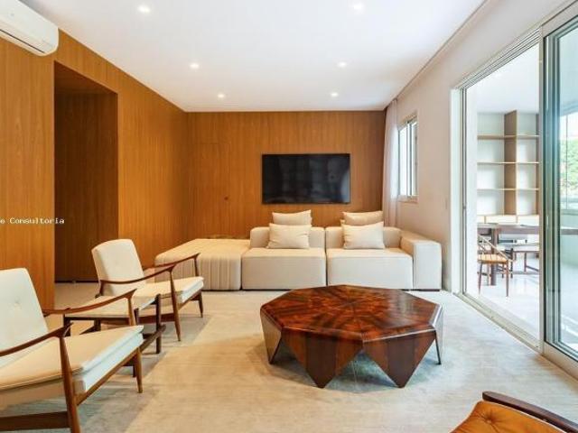 Apartamento para Venda em São Paulo, Itaim Bibi, 3 dormitórios, 3 suítes, 4 banheiros, 3 vagas