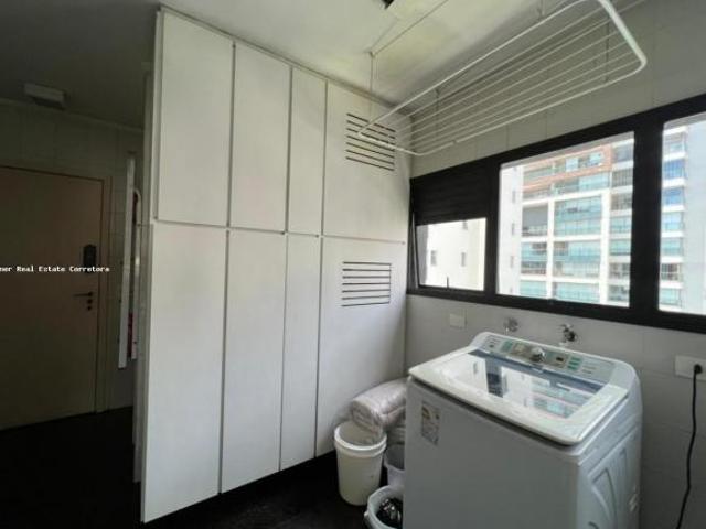 Apartamento para Venda em São Paulo, Itaim Bibi, 4 dormitórios, 3 suítes, 4 banheiros, 4 vagas