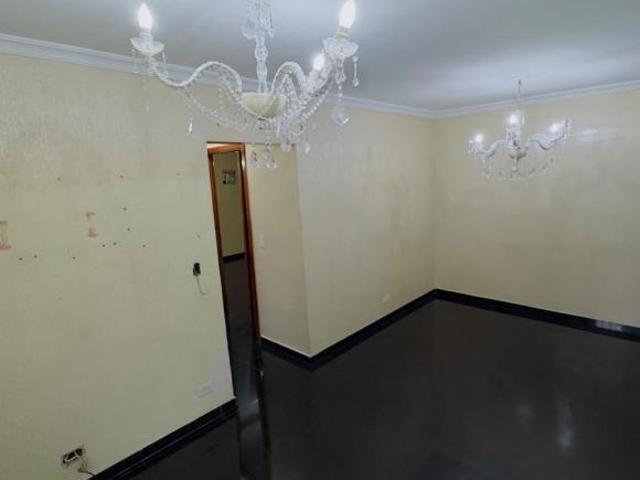 Apartamento para Venda em São Paulo, Jardim São Luís, 2 dormitórios, 1 banheiro, 1 vaga