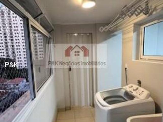 Apartamento para Venda em São Paulo, Moema, 3 dormitórios, 1 suíte, 3 banheiros, 1 vaga