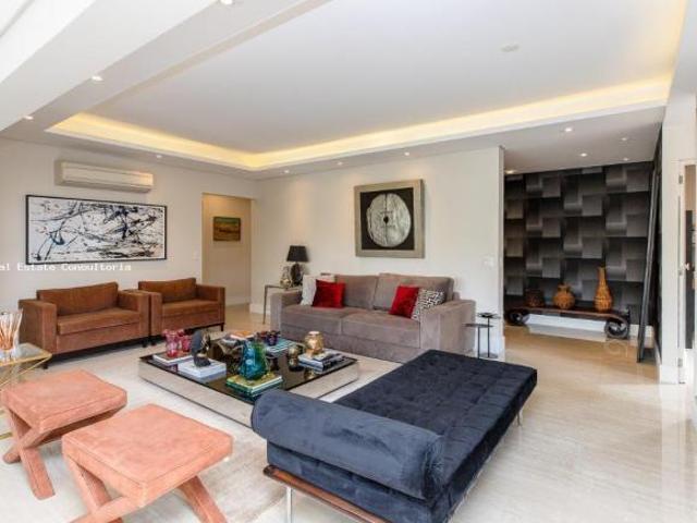 Apartamento para Venda em São Paulo, Moema, 3 dormitórios, 3 suítes, 4 banheiros, 3 vagas