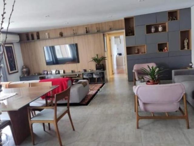 Apartamento para Venda em São Paulo, Santa Cecília, 2 dormitórios, 2 suítes, 3 banheiros, 2 vagas