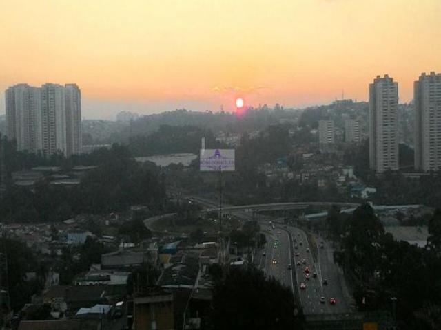 Apartamento para Venda em São Paulo / SP no bairro APTO NO KM 15 DA RAPOSO SENTIDO SP ANDAR ALTO E V
