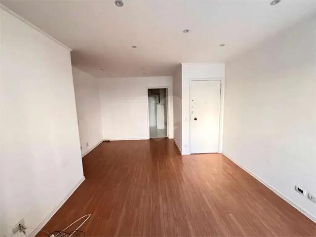 Apartamento para Venda em São Paulo/SP Moema 2 Quartos