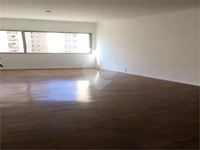 Apartamento para Venda em São Paulo/SP Moema 2 Quartos