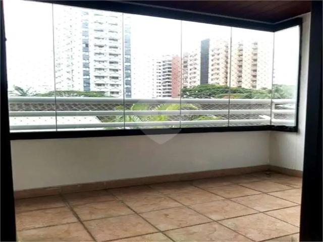 Apartamento para Venda em São Paulo/SP Moema 2 Quartos
