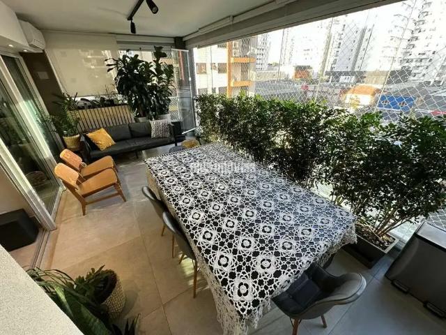 Apartamento para Venda em São Paulo/SP Moema 2 Quartos