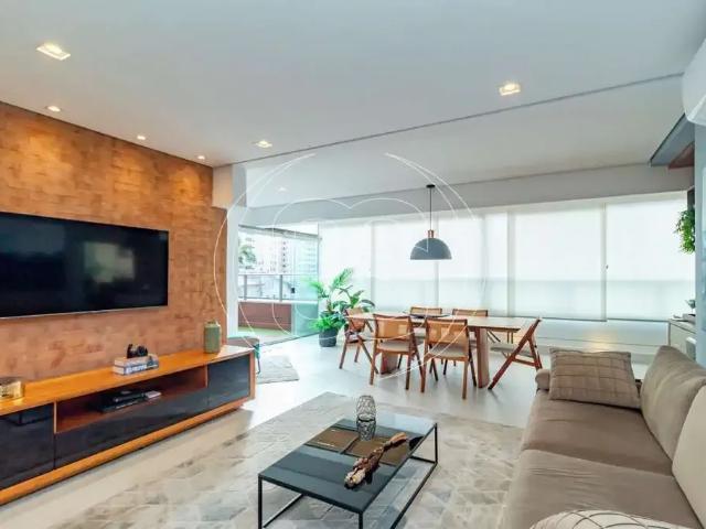 Apartamento para Venda em São Paulo/SP Moema 2 Quartos